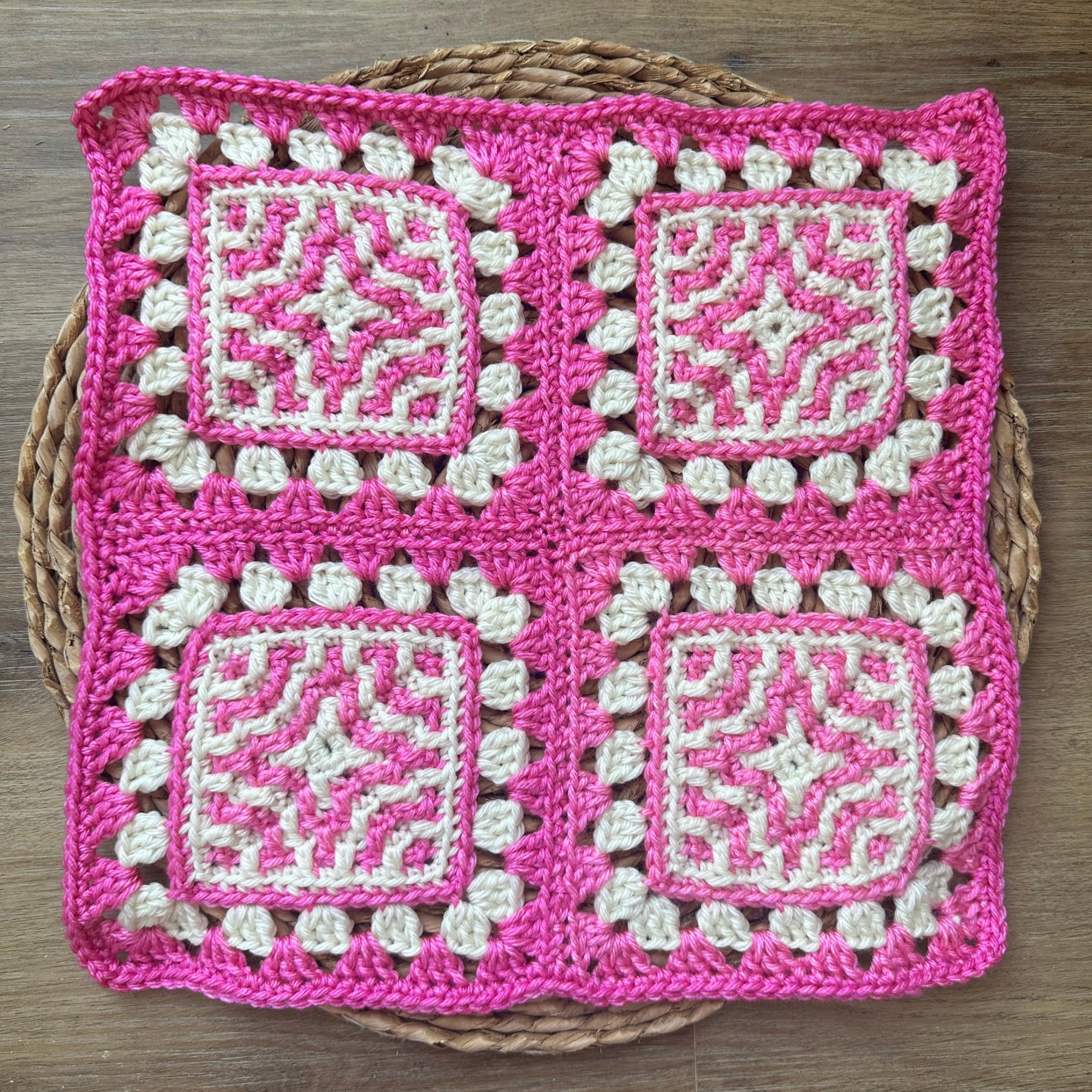 Mosaic 4-Patch Granny Square - Mosaic Crochet + Granny Stitch Blanket ...